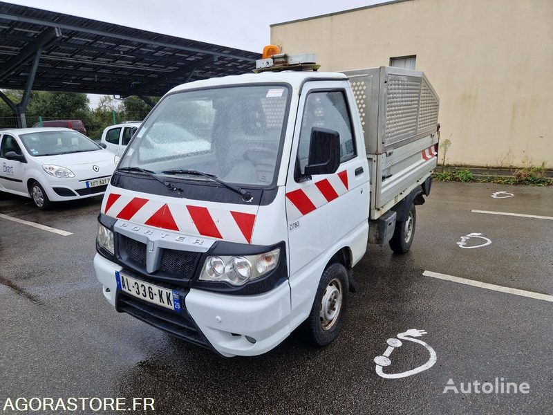 Prodaje se Piaggio Porter kamion kiper < 3.5t na aukciji