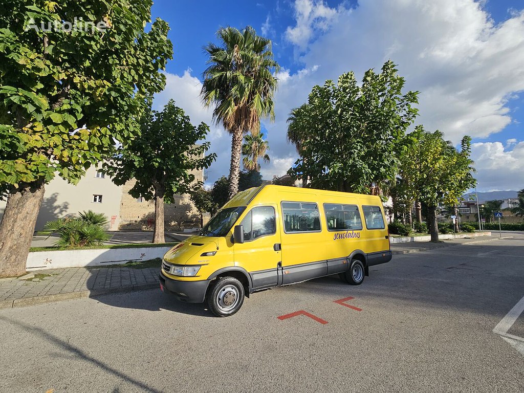 IVECO SCUOLABUS DAILY C17 CILINDRATA 3.0 POSTI 30 turistički autobus