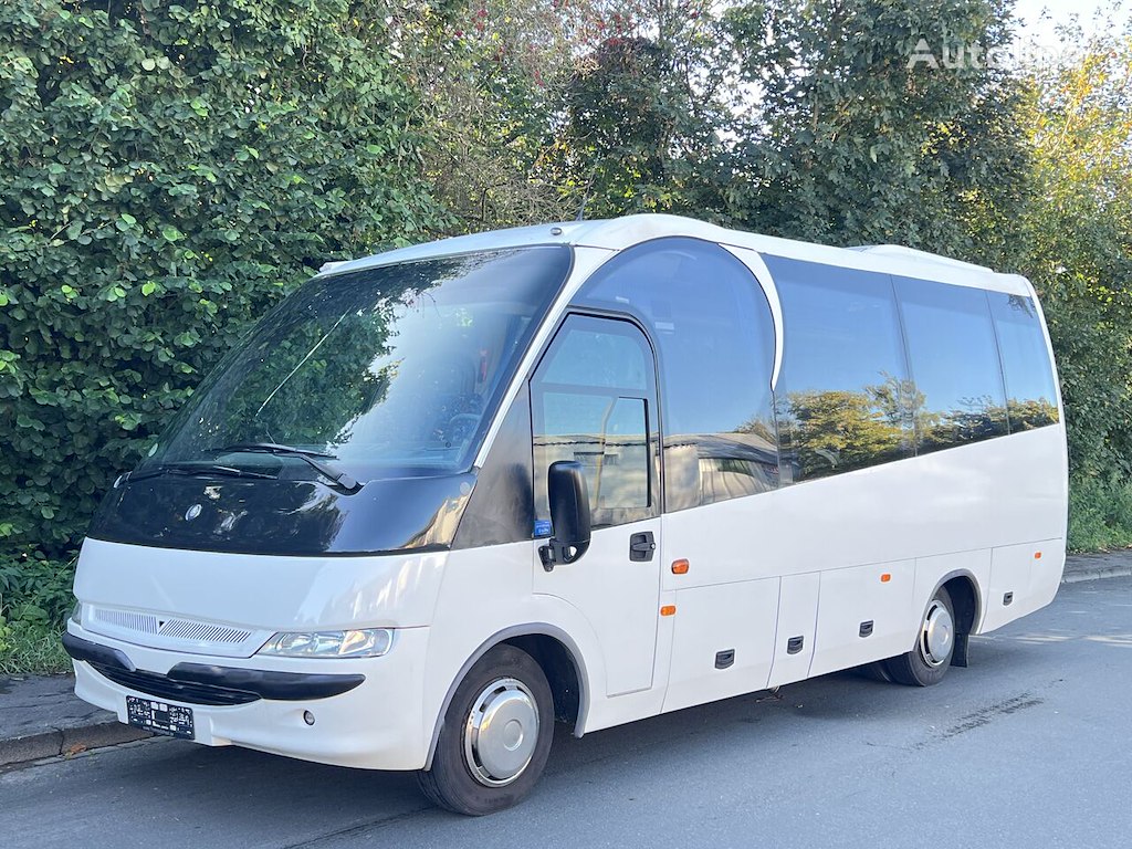 Mercedes-Benz Vario 815D Mago 2 Reisebus 25 Sitze Klima Euro 3 turistički autobus