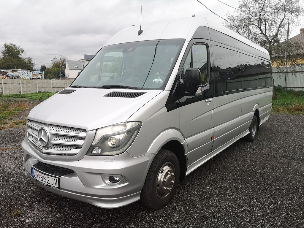 Mercedes-Benz Sprinter putnički minibus