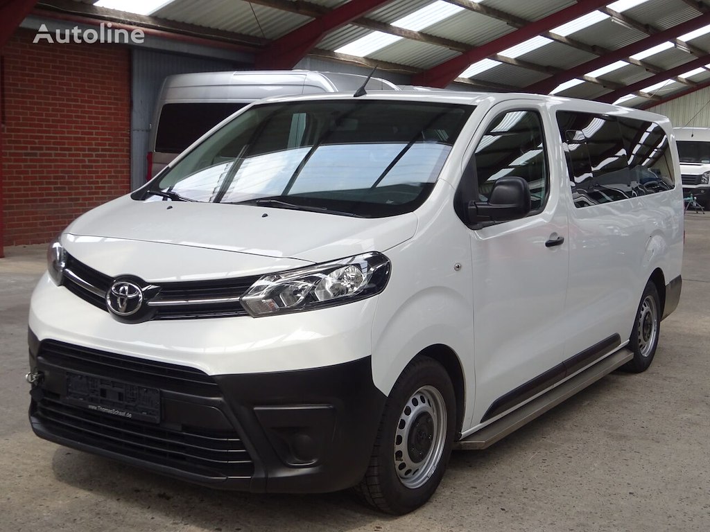 Toyota Verso Shuttle Lang L2 1.5 D-4D 75 kw 9 Sitzer Klima Panoramadach putnički minibus