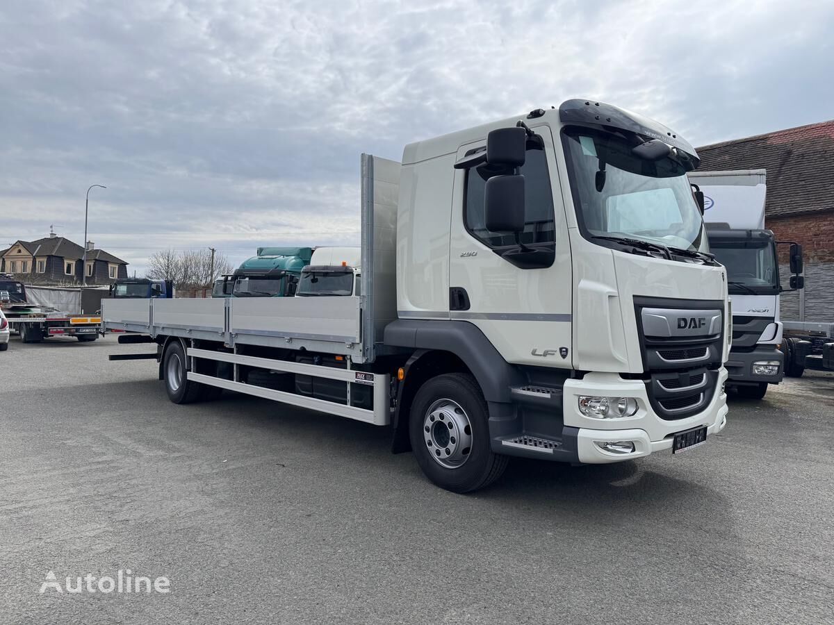 DAF LF 55.290 kamion s ravnom platformom