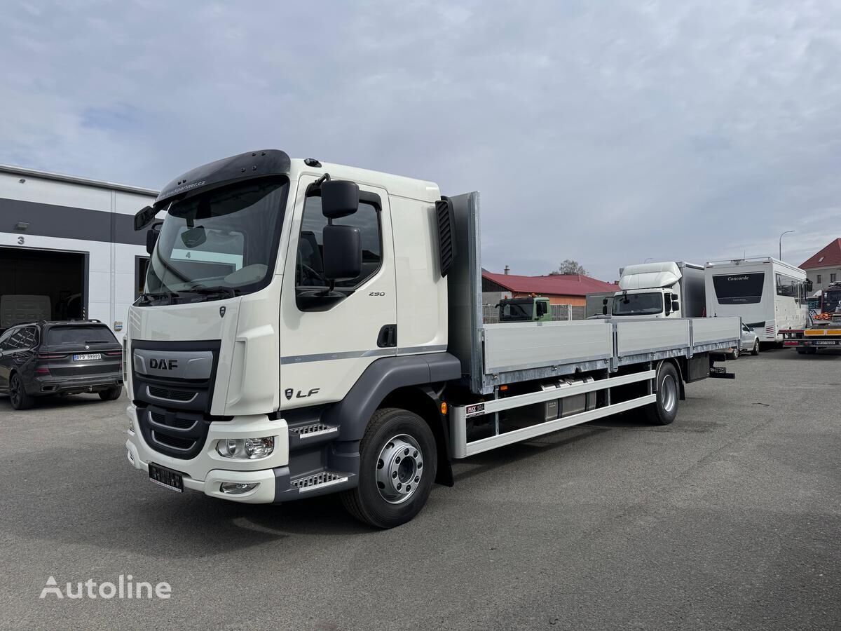 Novi DAF LF 55.290 kamion s ravnom platformom