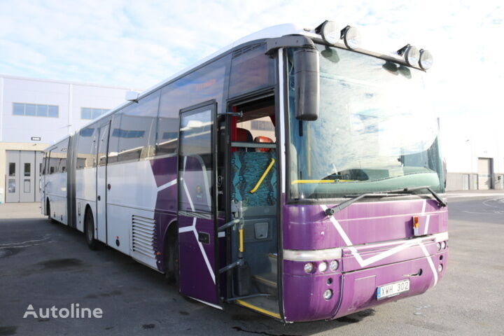 Prodaje se Volvo B12 M zglobni autobus na aukciji