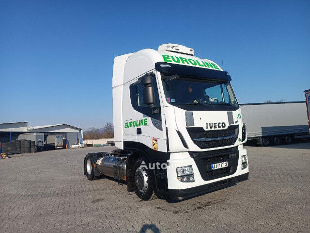 IVECO AS440S46T/P tegljač