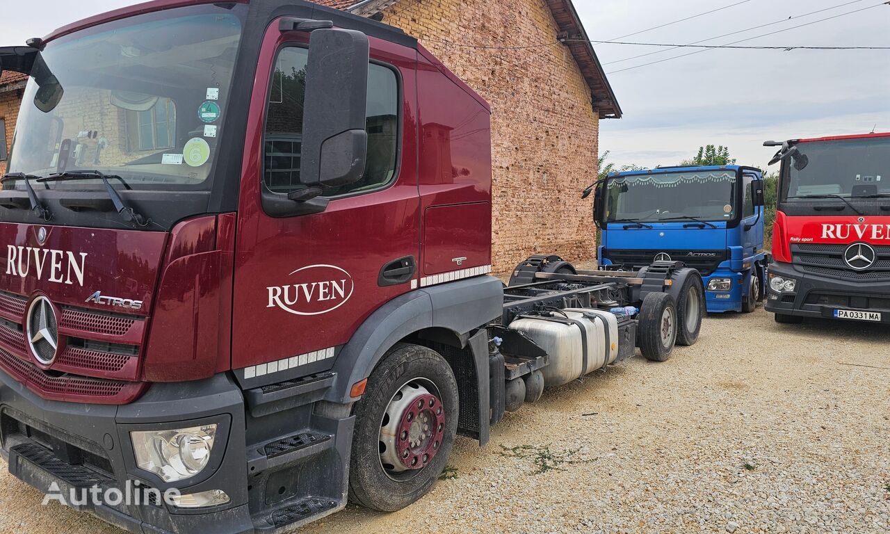 Mercedes-Benz Actros 2443 kamion šasija