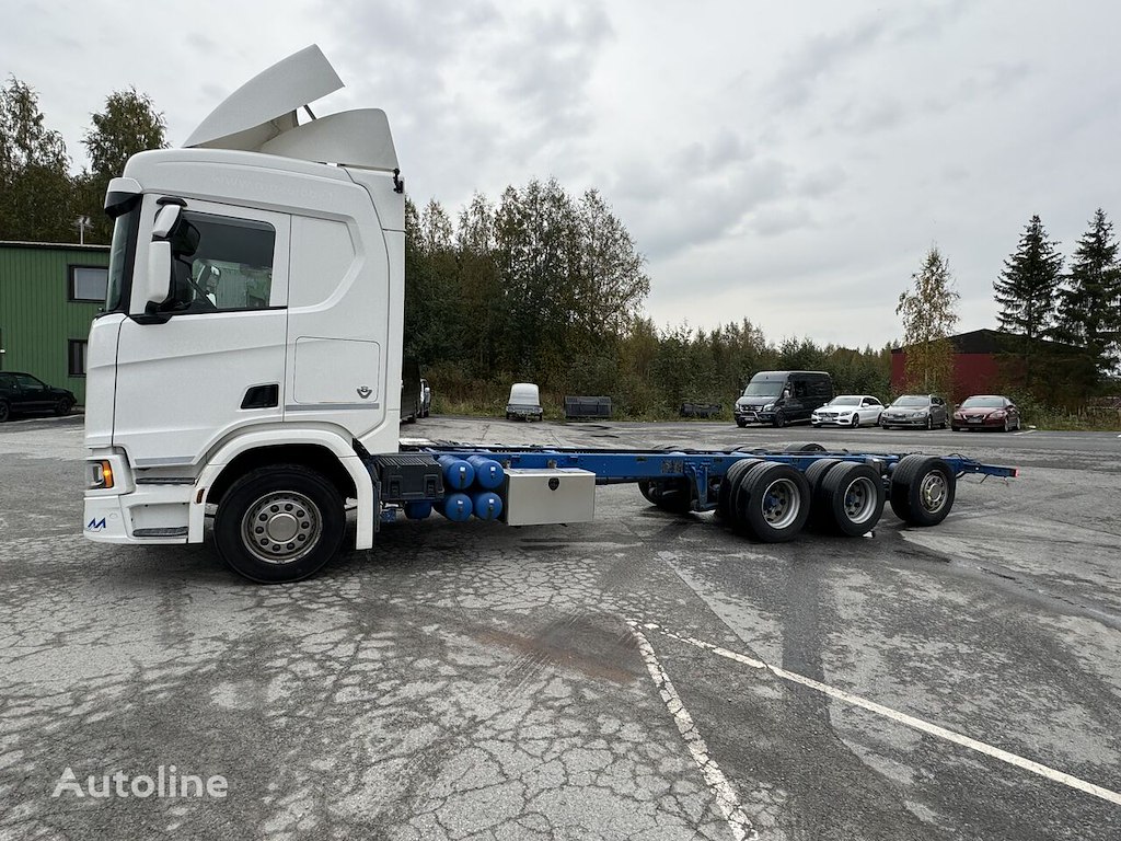 Scania R580 8x4 Retarder kamion šasija