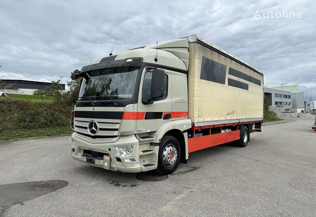 Mercedes-Benz Actros 1843 kamion sa klizna zavesa cerada