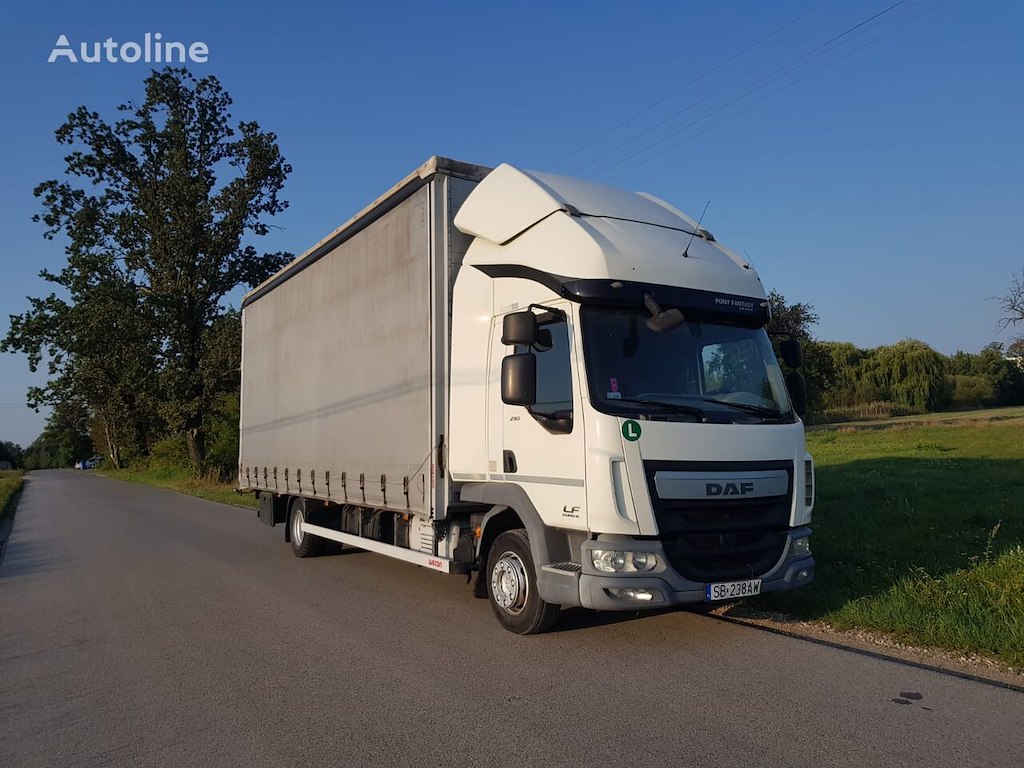 DAF 12.210 kamion sa klizna zavesa cerada