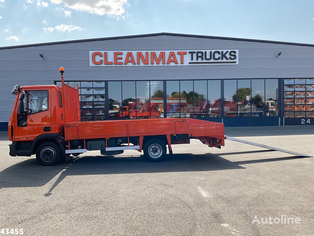 IVECO Eurocargo ML75E16 Autotransporter met oprijrampen