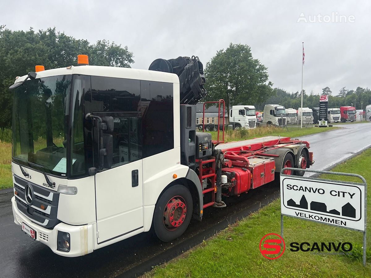 Mercedes-Benz Econic 2630 kamion sa kukom za podizanje tereta