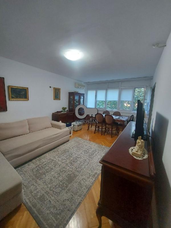 Aleksinačkih rudara, Dvoiposoban stan na prodaju, 67m2, 193.000€