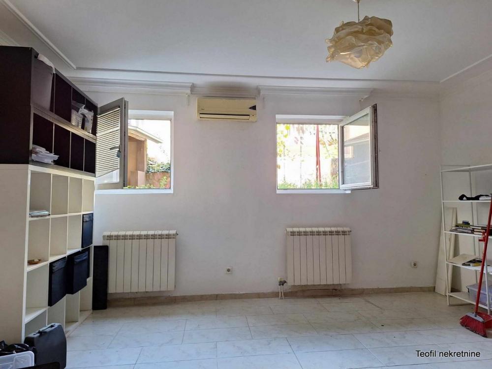 Vitezova Karađorđeve zvezde, Dvosoban stan na prodaju, 52m2, 73.000€