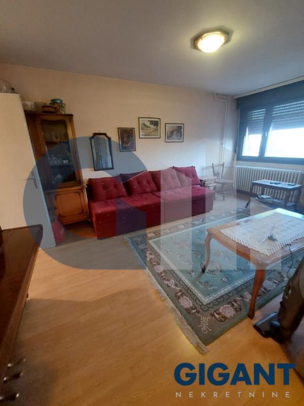 Bulevar Oslobođenja, Trosoban stan na prodaju, 73m2, 165.000€