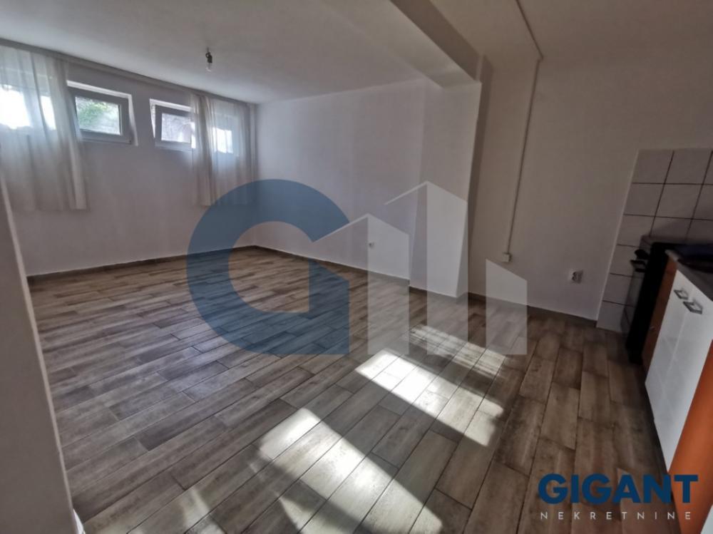 Franje Krča, Jednosoban stan na prodaju, 37m2, 37.000€