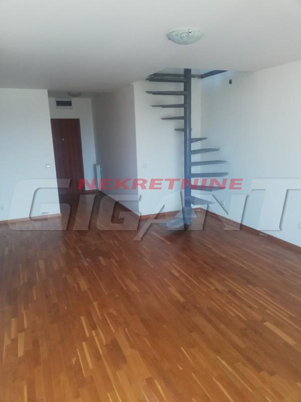 Rade Končara-Zemun, Trosoban stan na prodaju, 90m2, 155.000€