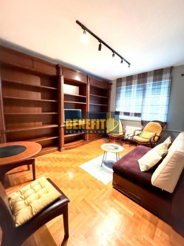 Dvosoban stan za izdavanje, 50m2, 800€