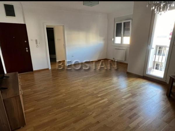 Ulcinjska, Četvorosoban stan za izdavanje, 104m2, 900€