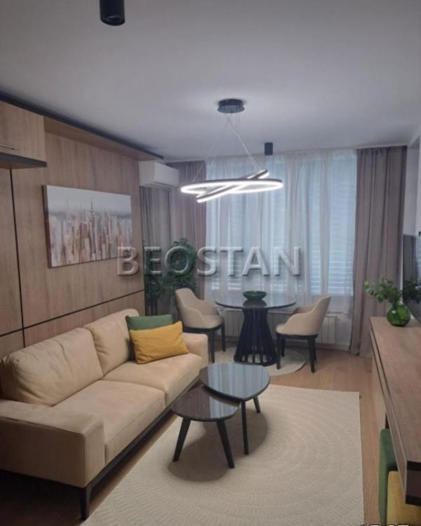 Omladinskih Brigada, Dvosoban stan za izdavanje, 46m2, 850€