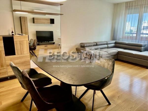 Vojvođanska, Dvosoban stan za izdavanje, 55m2, 900€