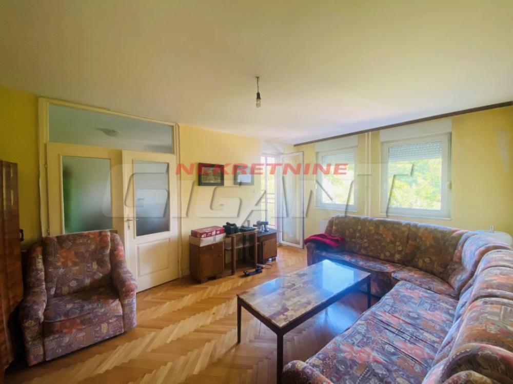 Radnička-Čukarica, Četvorosoban stan za izdavanje, 84m2, 700€