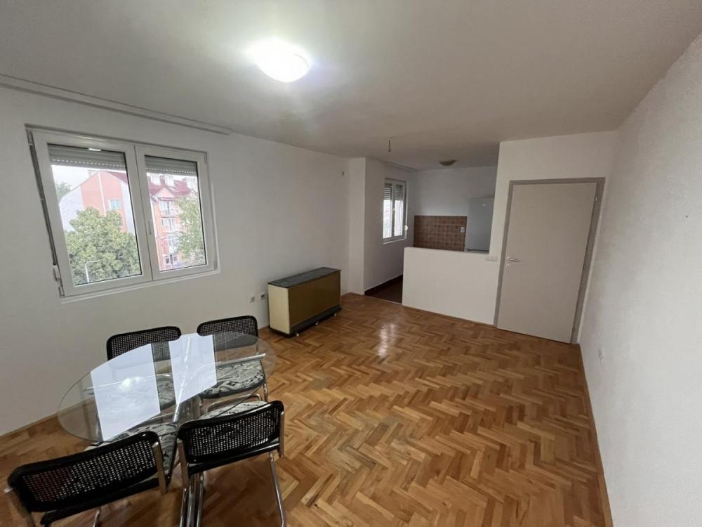 Jednoiposoban stan na prodaju, 46m2, 80.000€