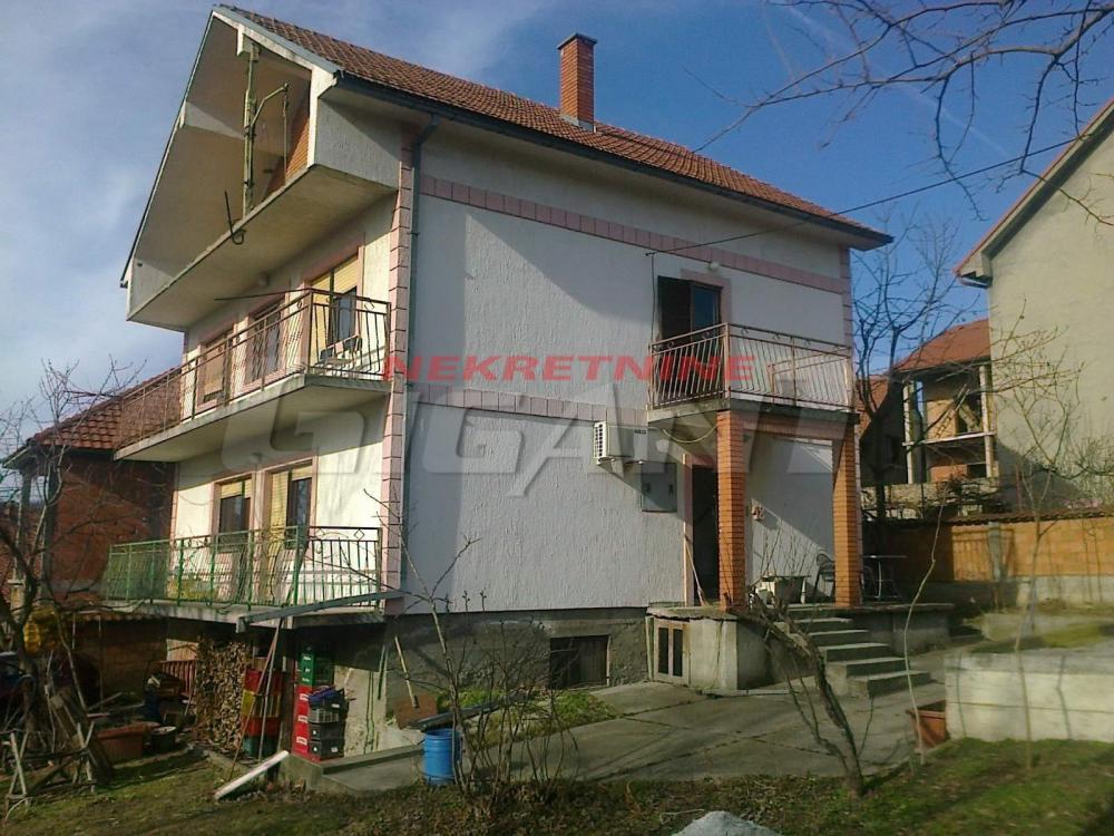 Nemanjina-Kaluđerica, Kuća na prodaju, 348m2, 220.000€