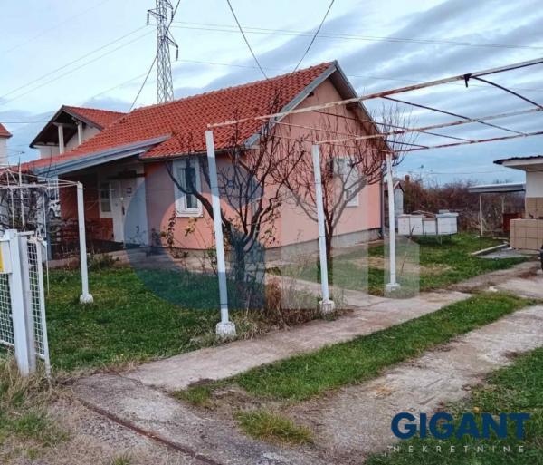 Baričkih boraca, Kuća na prodaju, 72m2, 65.000€