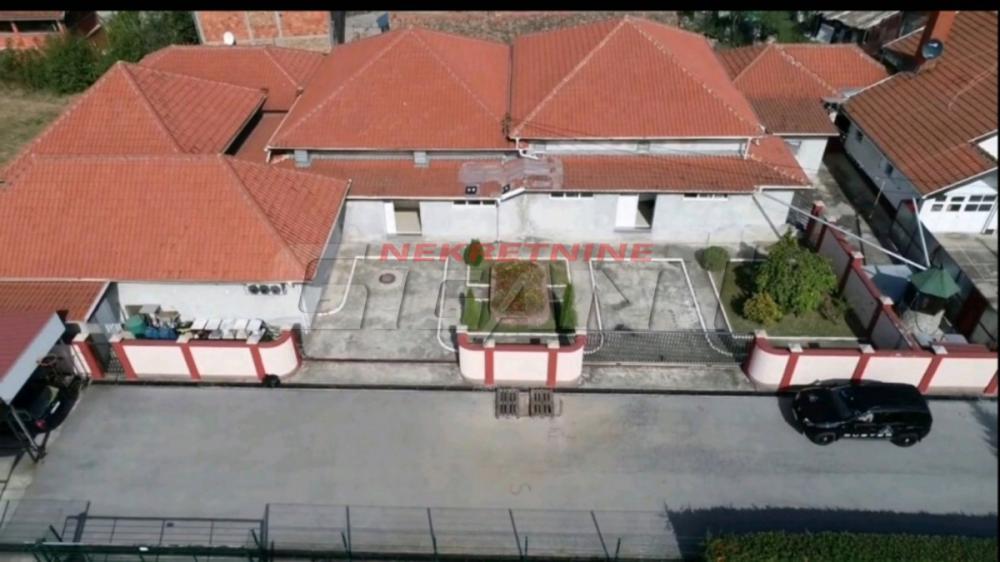 Milovana Stevanovića, Kuća na prodaju, 176m2, 450.000€