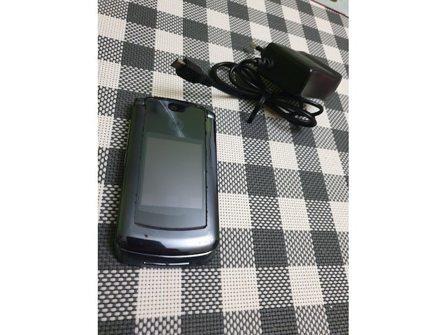 Motorola RAZR V8