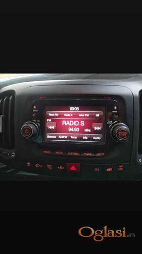 Fiat 500l radio