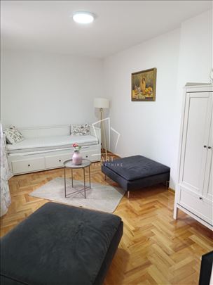 Čubura, mereno 30m2 ID#8957