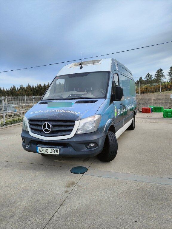 Prodaje se Mercedes-Benz SPRINTER minibus furgon na aukciji