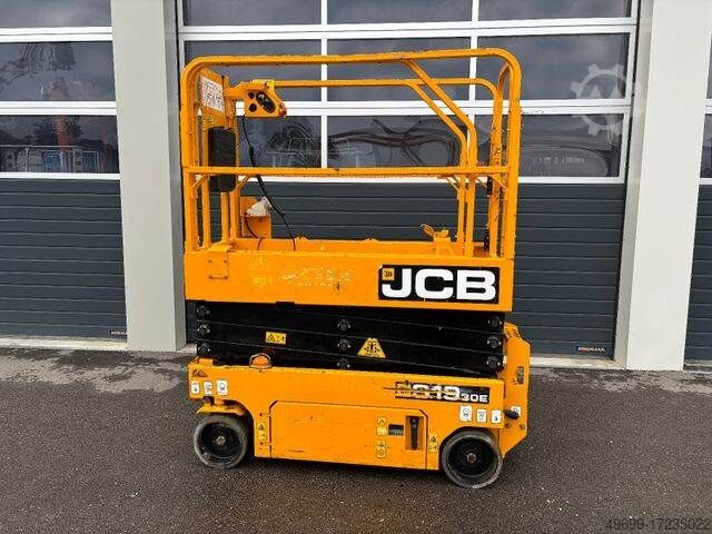 Podizanje makaza
JCB S1930E - Scherenarbeitsbühne 7,80m - Akkus neu