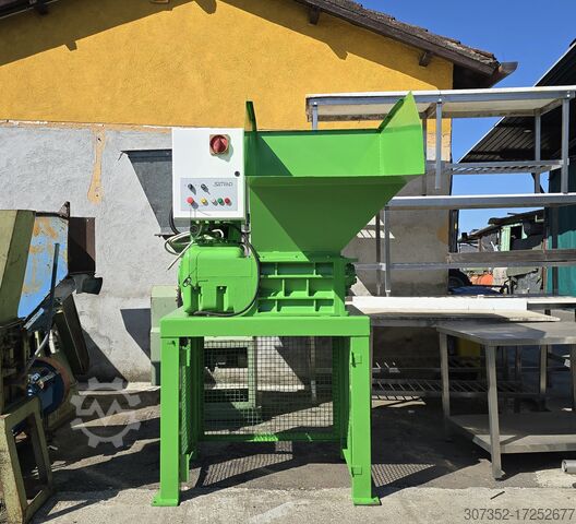 Dve osovine Shredder
SANTRID TRITURATORE BIALBERO