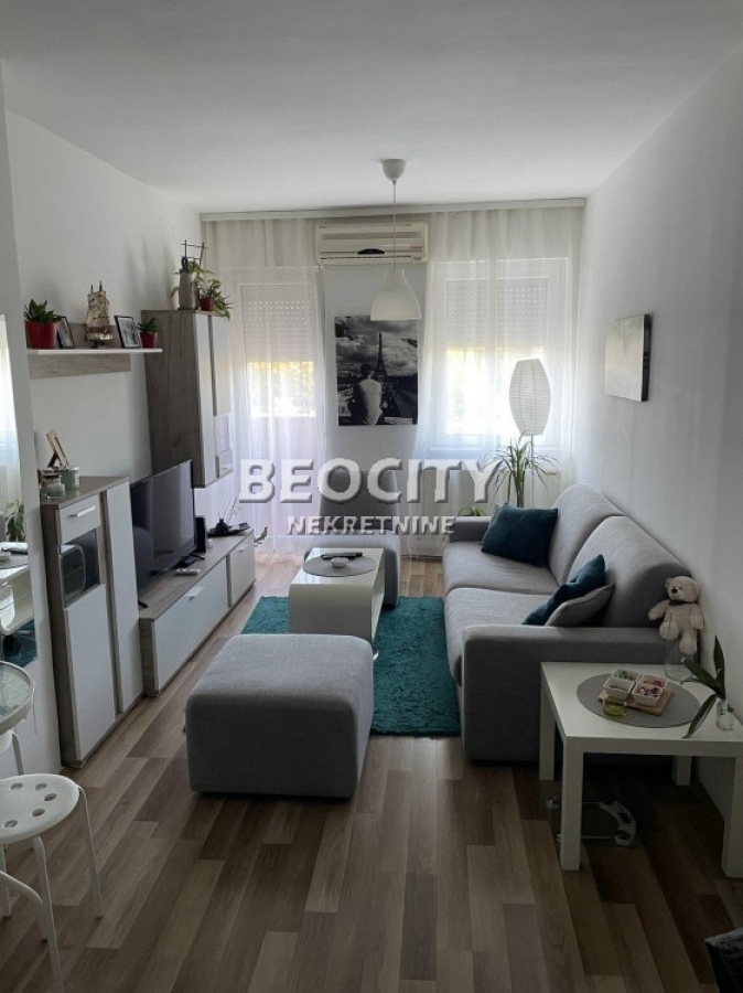 Novi Sad, Bulevar patrijarha Pavla, Šumska, 1. 5, 38m2, 380EUR