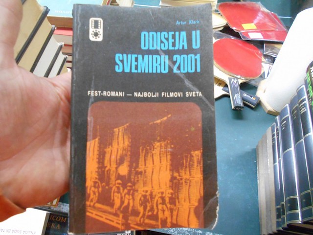 ARTUR KLARK - ODISEJA U SVEMIRU 2001