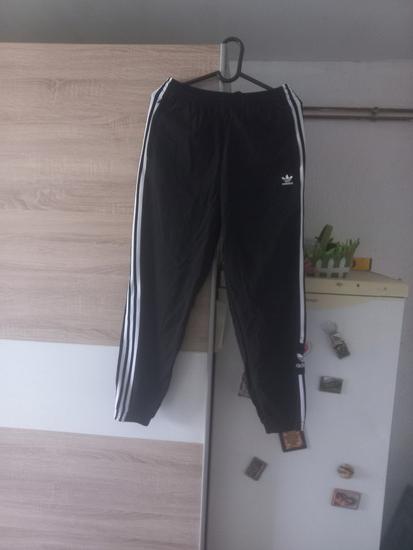 ❤️Adidas orginal prelepa trenerka ❤️