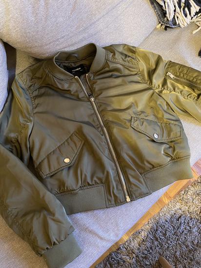 Pull&Bear bomber jakna