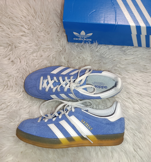 Adidas gazelle, original, nove!