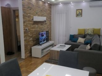 40m² 460€
Beograd, Novi Beograd, Ledine, Stevana Jakovljevića