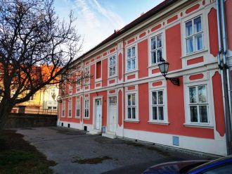 50m² 500€
Novi Sad, Petrovaradin, Petrovaradinska tvrđava, Trg Vladike Nikolaja