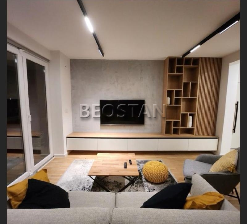 Novi Beograd - Arena blok 22 #59495 1.000 €