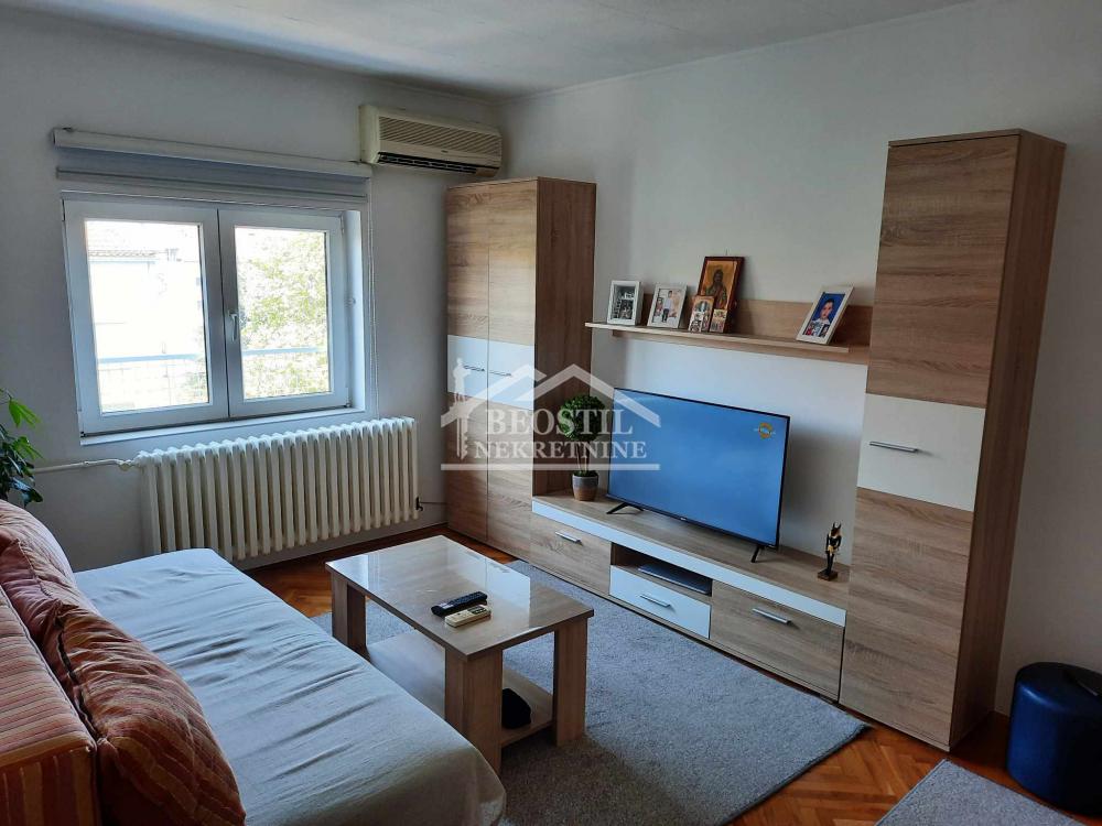 Novi Beograd - Blok 34 - 3.0 ID#23039 180.000 €