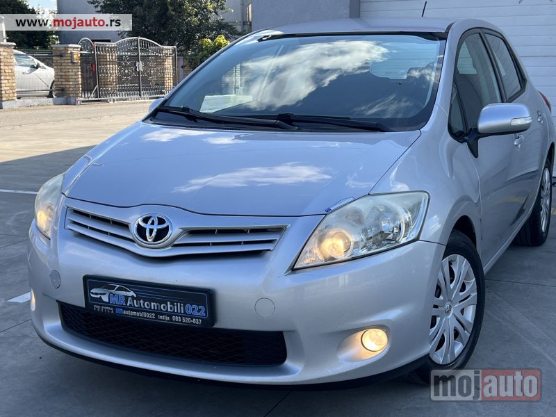 Toyota Auris 2.0D-4D LUNA/6b