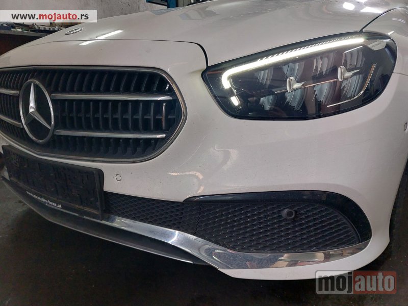 Mercedes W213 delovi E 200, 220, 250, 350.