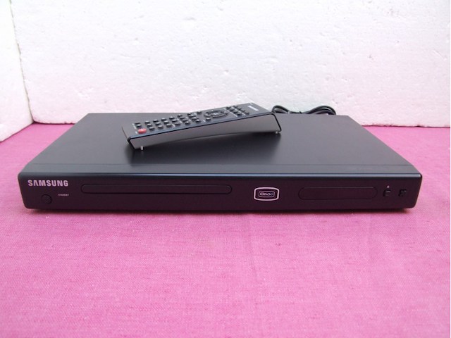 Samsung DivX/MP3/JPEG/DVD Player + daljinski +GARANCIJA