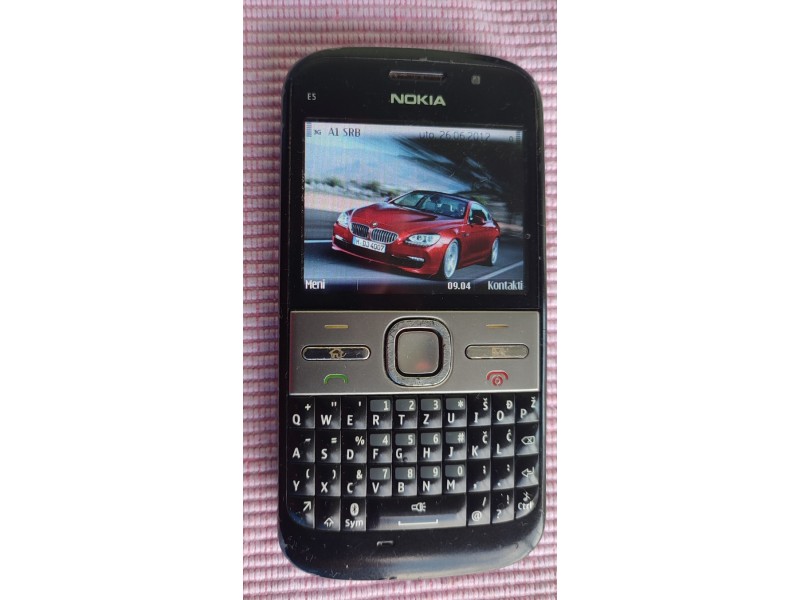 Nokia E5(procitaj opis ,vazno je)2