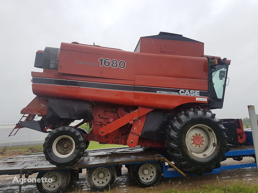 Case IH 1680 kombajn za žito po rezervnim delovima