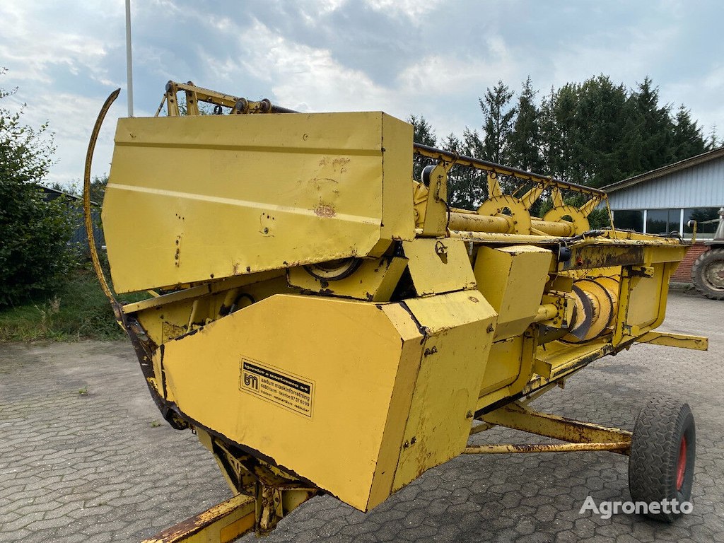 New Holland 15" adapter za žito